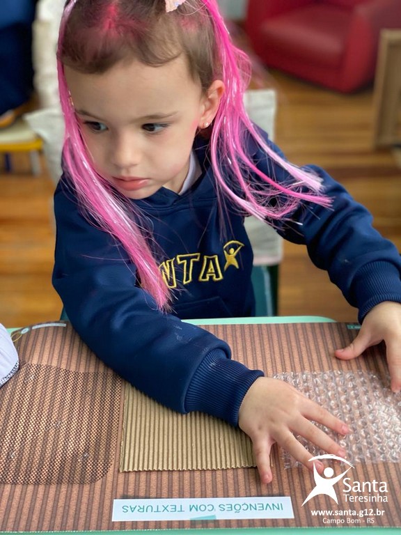 EXPLORANDO TEXTURA – Colégio Santa Teresinha