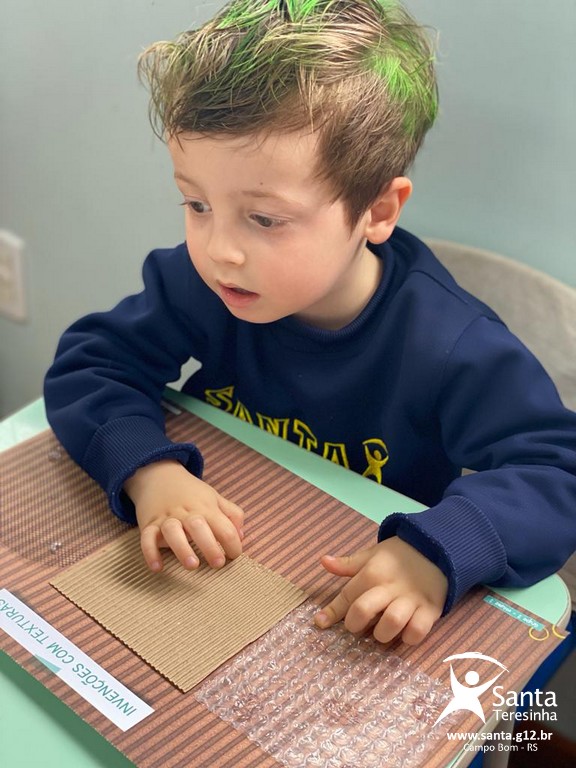 EXPLORANDO TEXTURA – Colégio Santa Teresinha